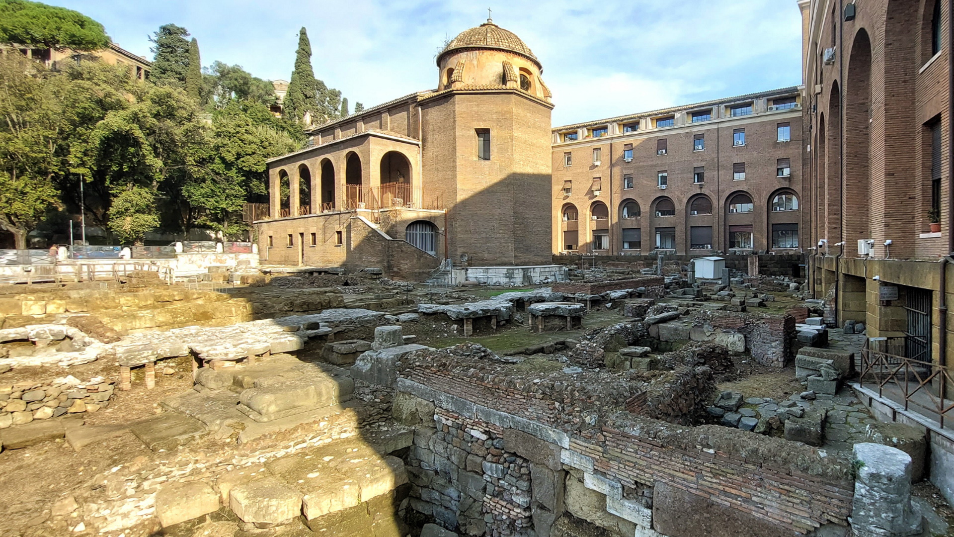 Sacred Area of Sant’Omobono | Turismo Roma